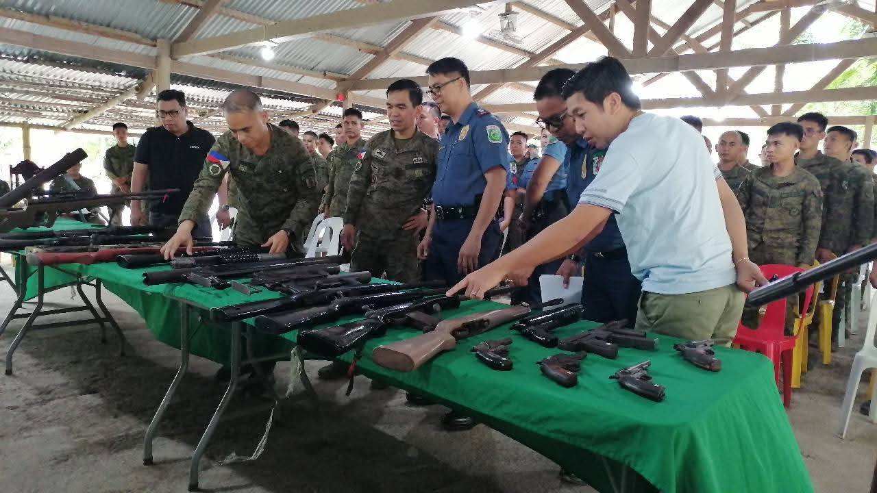 Mga baril at pampasabog, isinuko sa SGA-BARMM