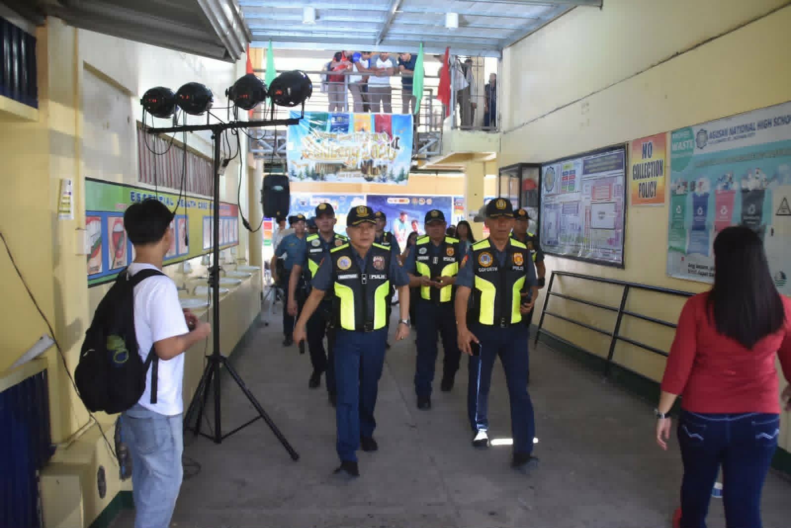 1,200 Caraga Cops, naka-antabay sa seguridad sa pagbubukas ng klase; RD ...